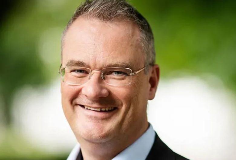 Han er tilsatt som ny Helse Midt-sjef - smp.no