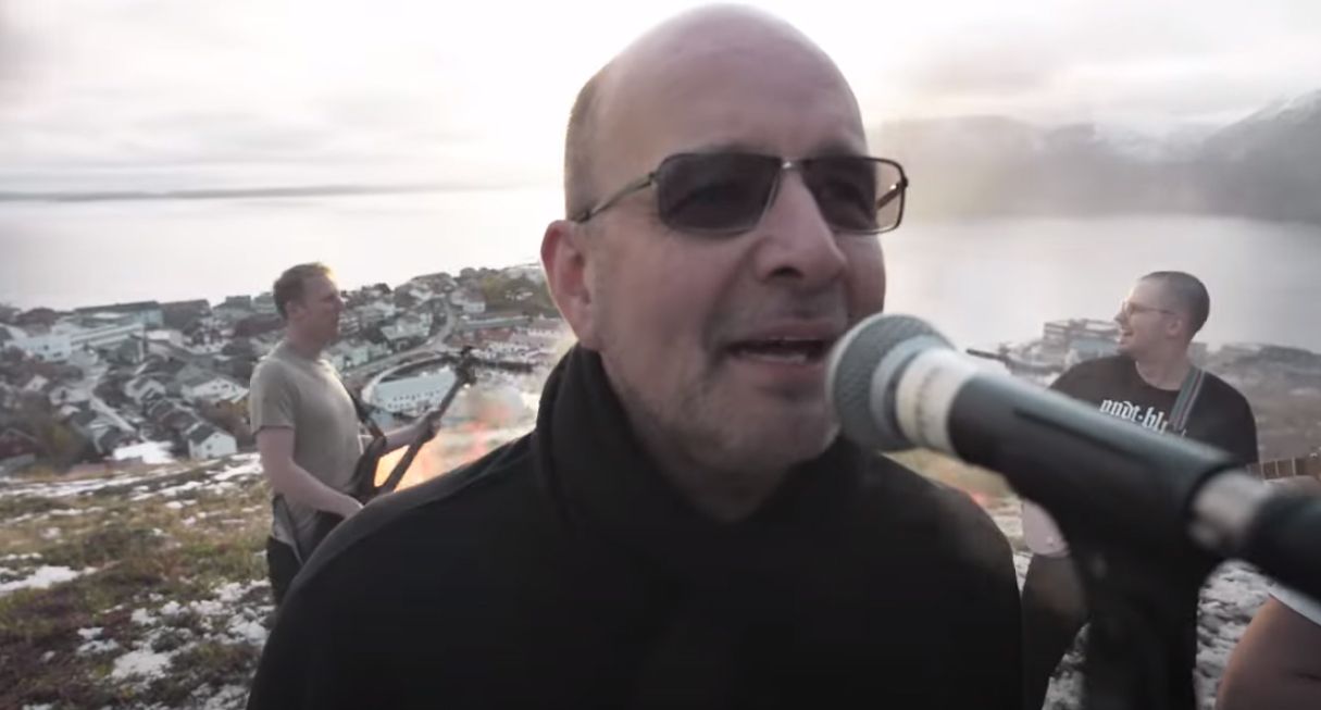 Runar Terje fikk vokaljobb for Moilllrock: – En ære å synge med dem ...