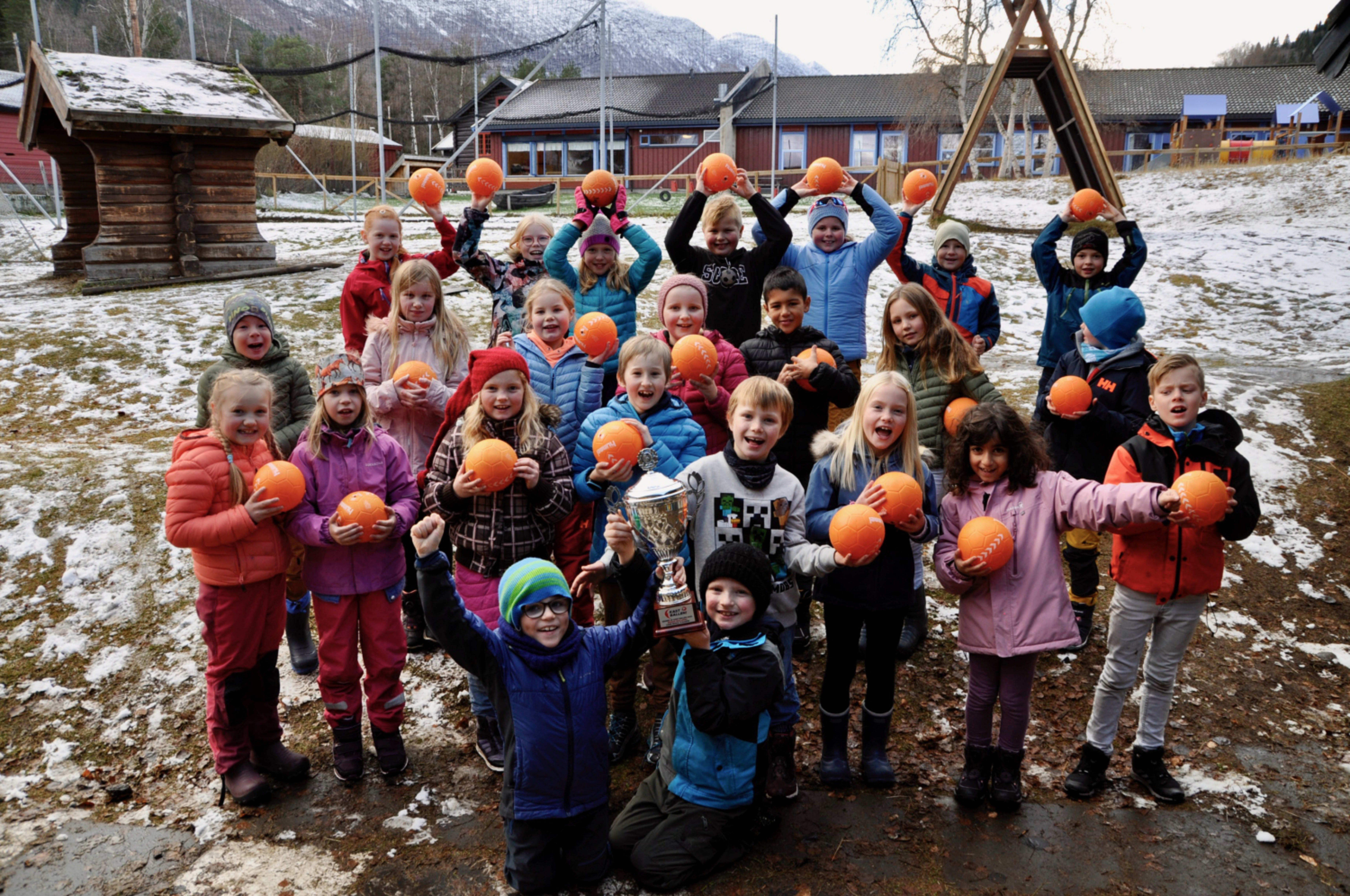 Loar-elevar vart best blant over 70 skular - fjuken.no