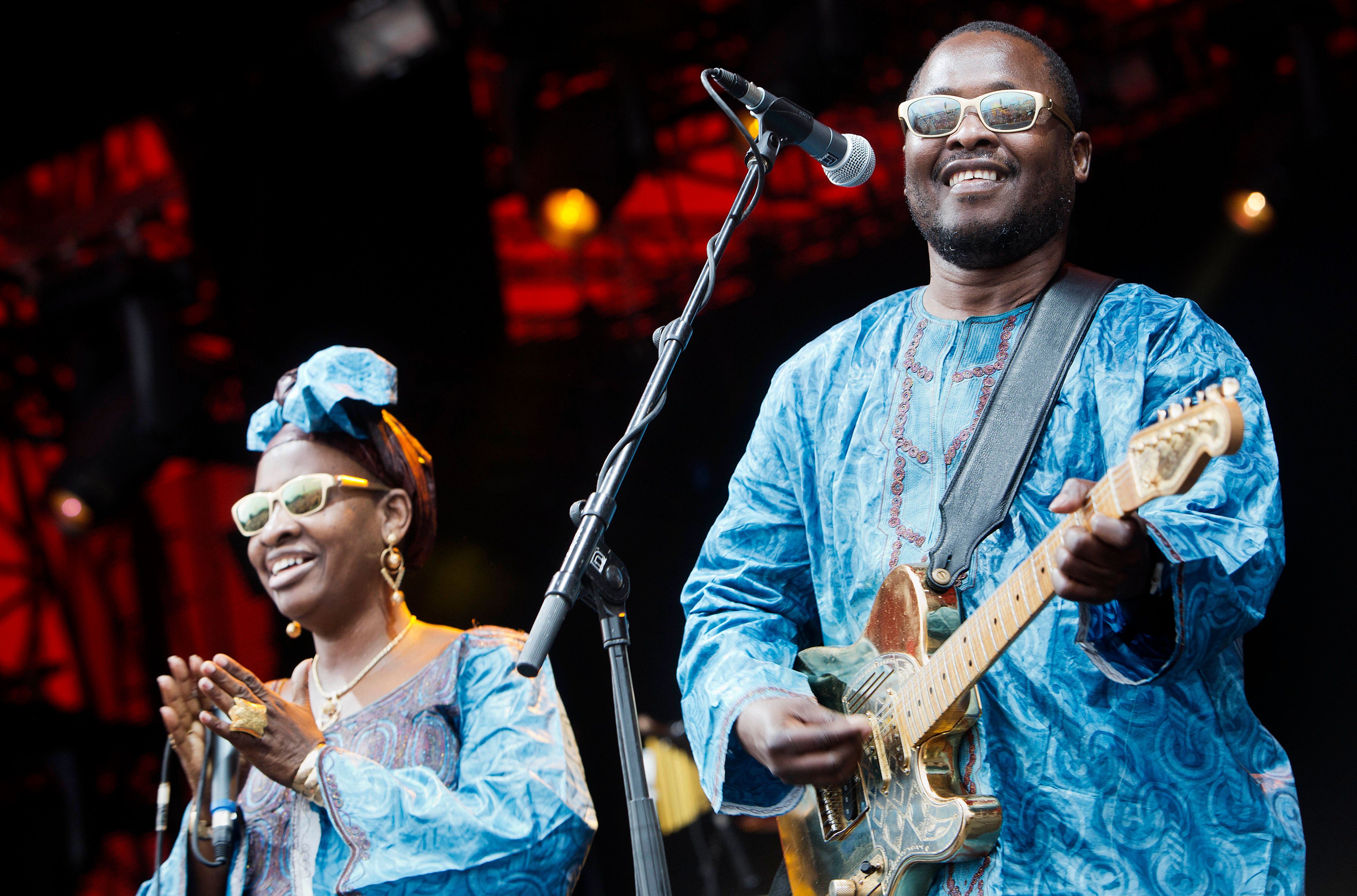Skulle spilt i Norge i mai – nå er afropop-pioneren Amadou Bagayoko død ...