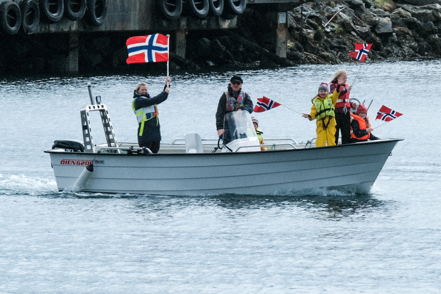 Flest ville sjå innslag frå 17. mai-feiringa - fjt.no