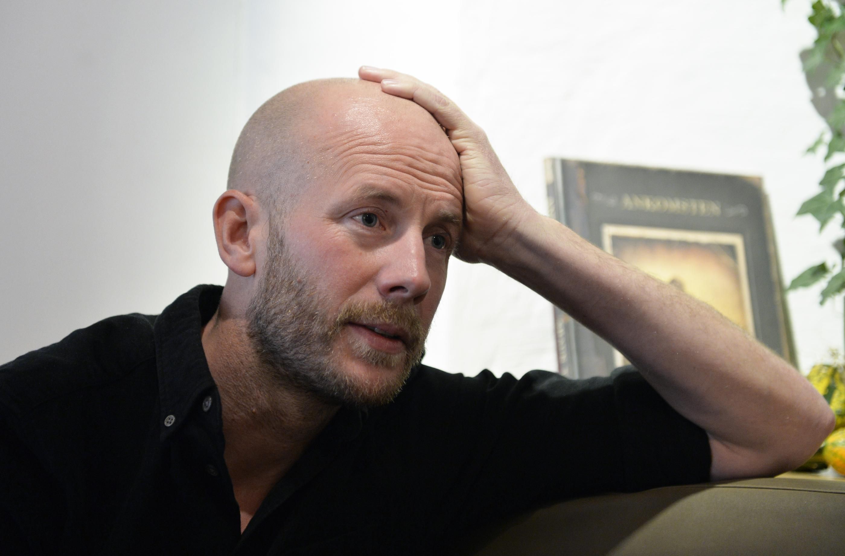 Hva koster det for et menneske å måtte gi bort sitt barn? - adressa.no
