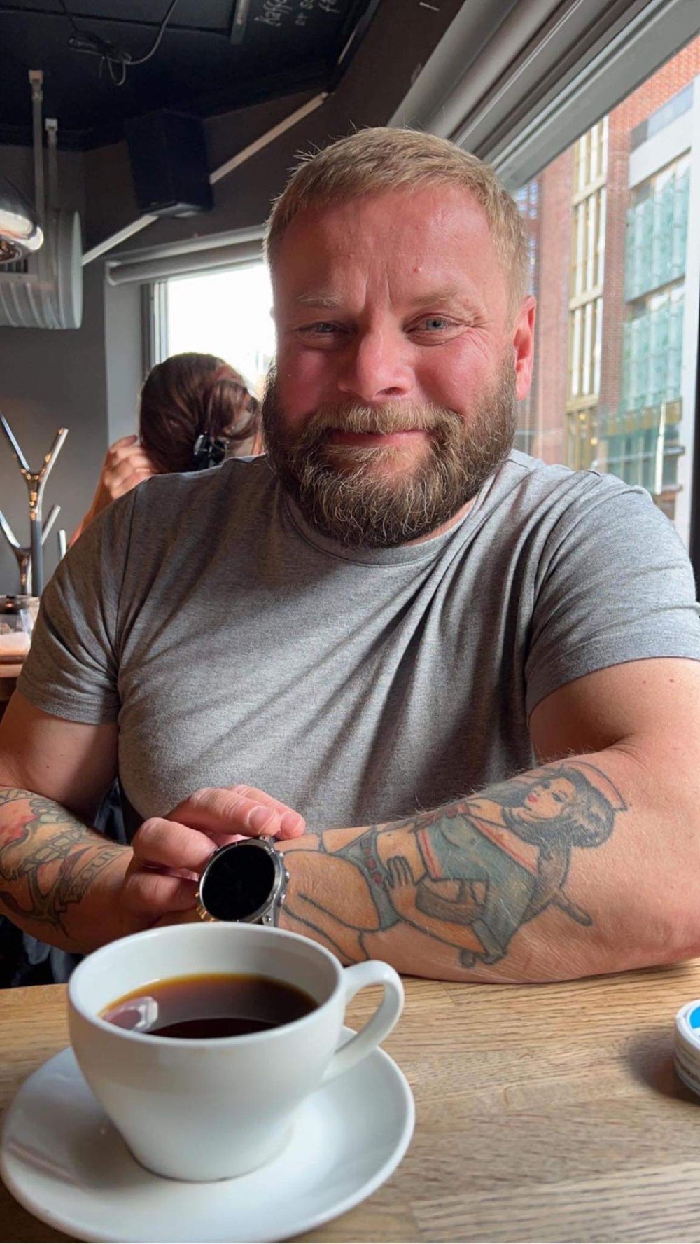 Samler inn penger etter Hans Olavs (46) plutselige dødsfall: – Han ... Samler inn penger etter Hans Olavs (46) plutselige dødsfall: – Han ...