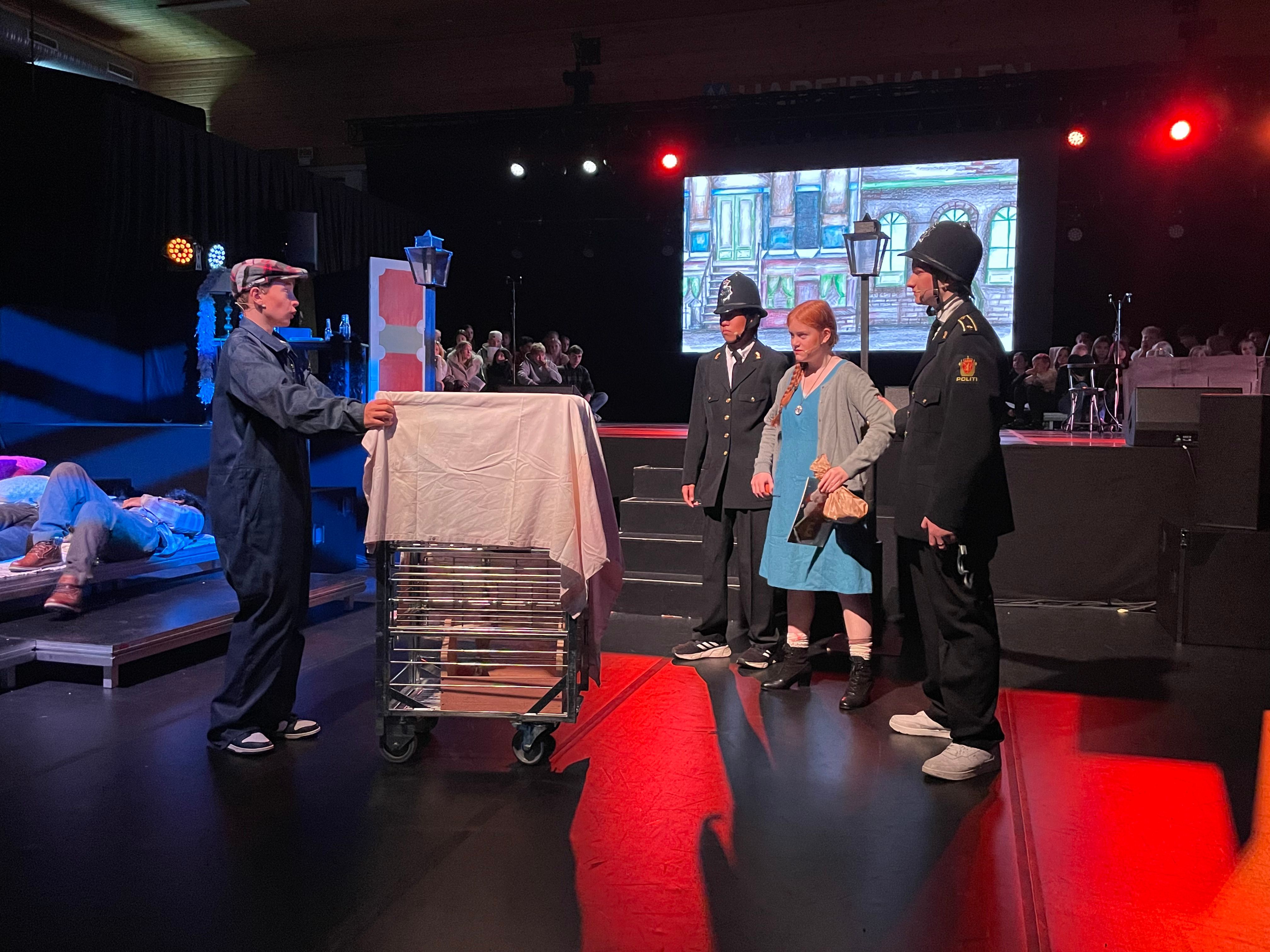 Årets musikal er Annie