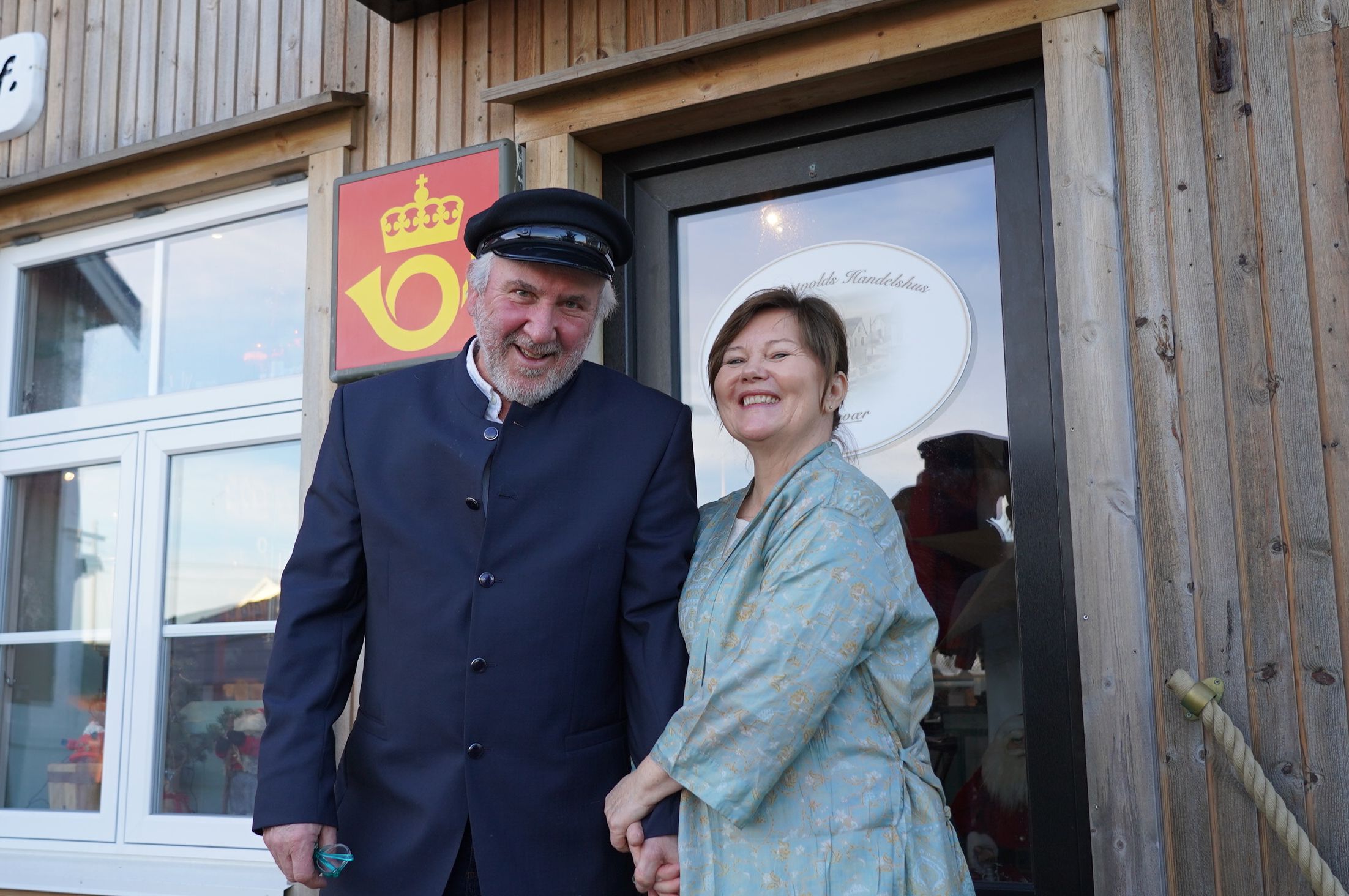 «Goggen» og Hilde åpner dørene: – Her har vi pyntet siden jeg var bare ...