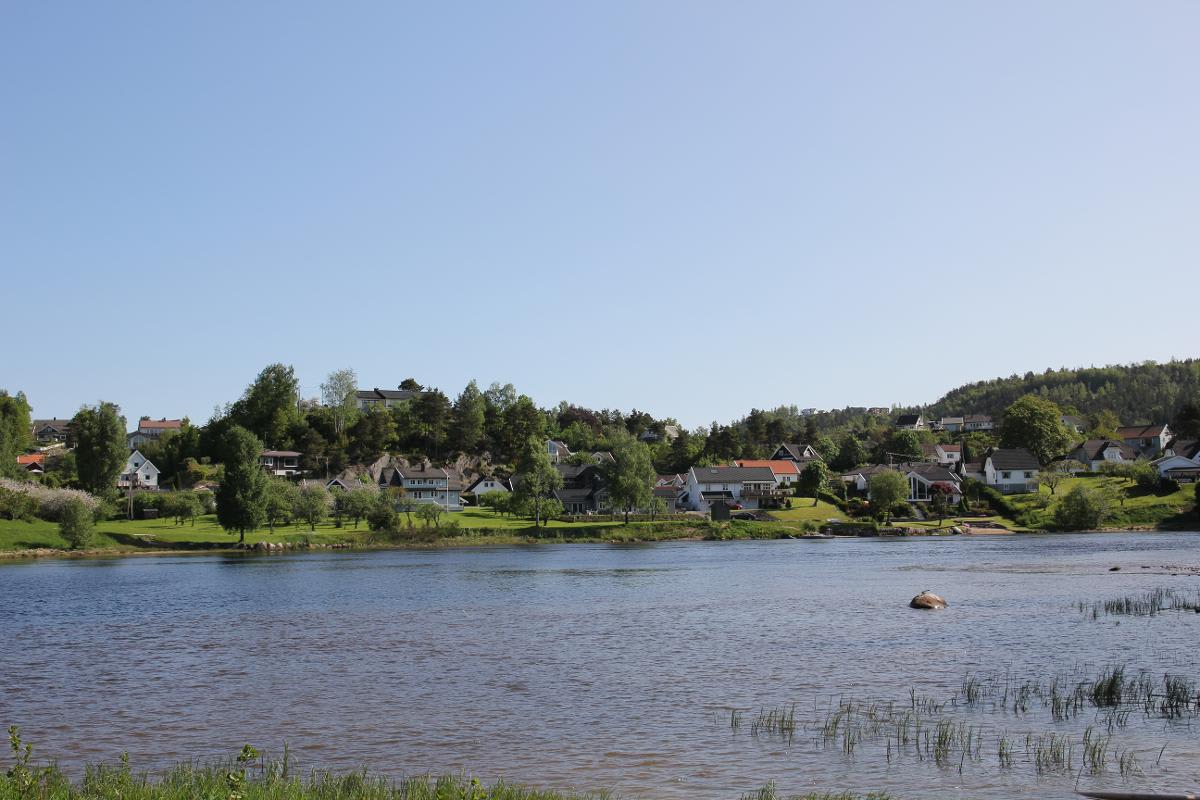 Strandstien i Nesane kommer ikke i sommer heller - fvn.no