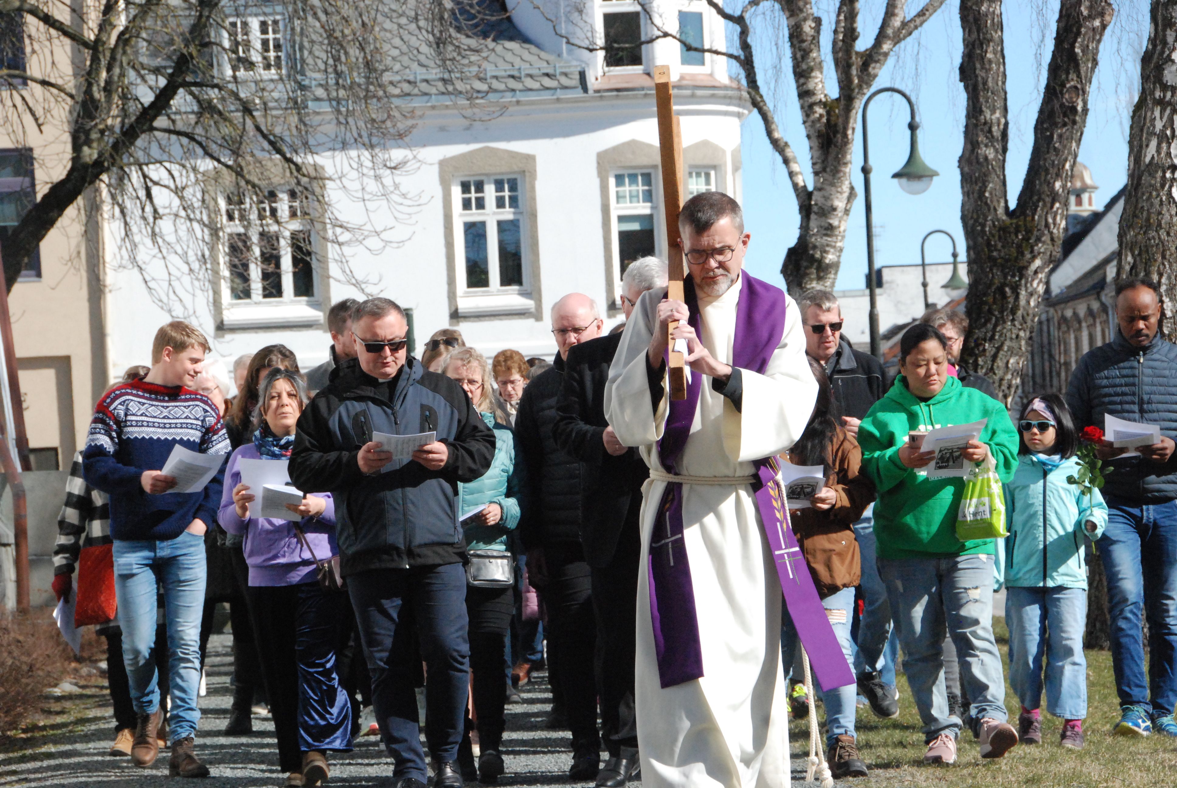 Bibelske scener i sentrum – se bilder og video - innherred.no