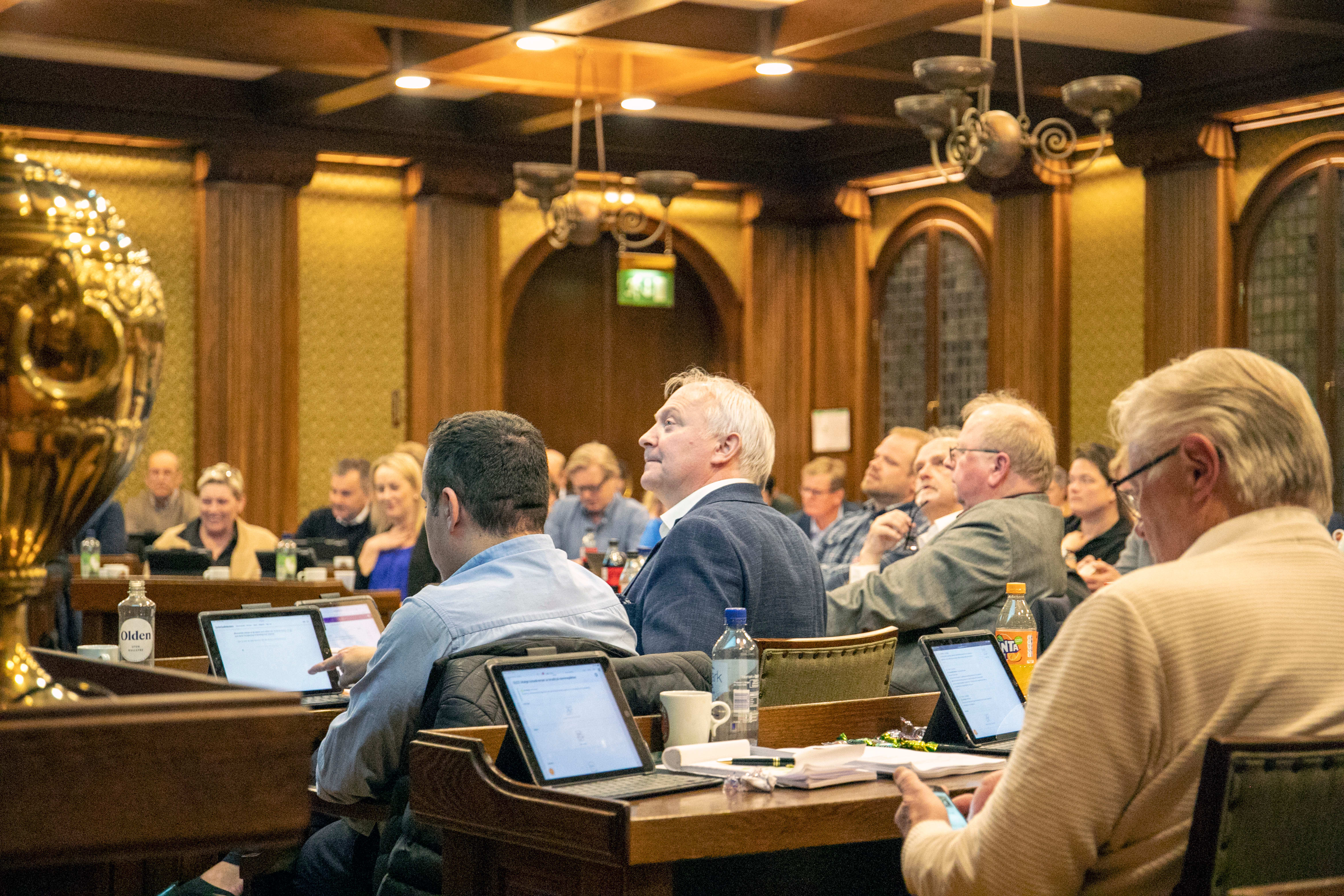 Donasjoner til politiske partier - fvn.no